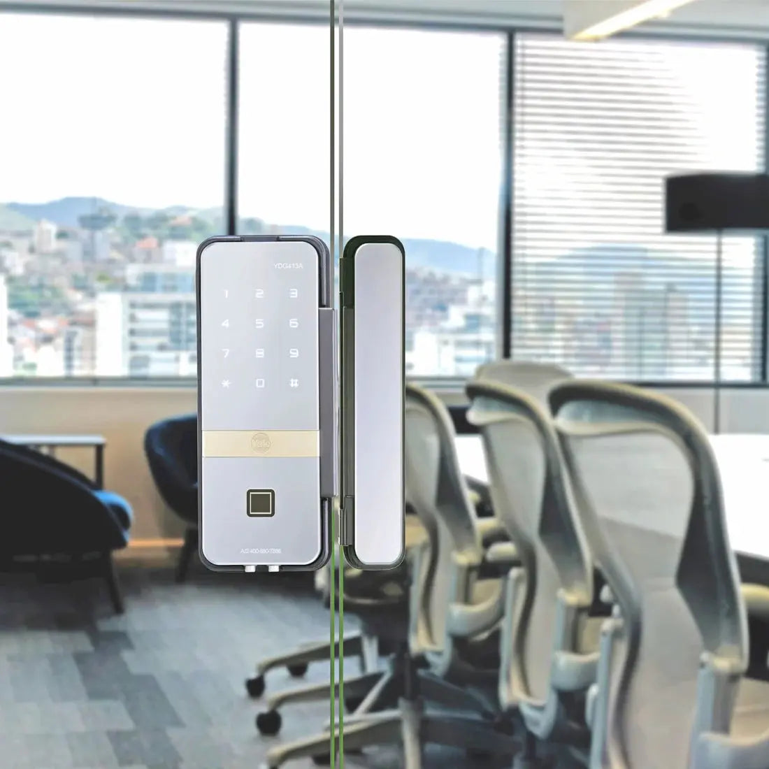 YALE YDG 413 GL Biometric Smart Glass Door Lock, Mirror Finish – Plush ...